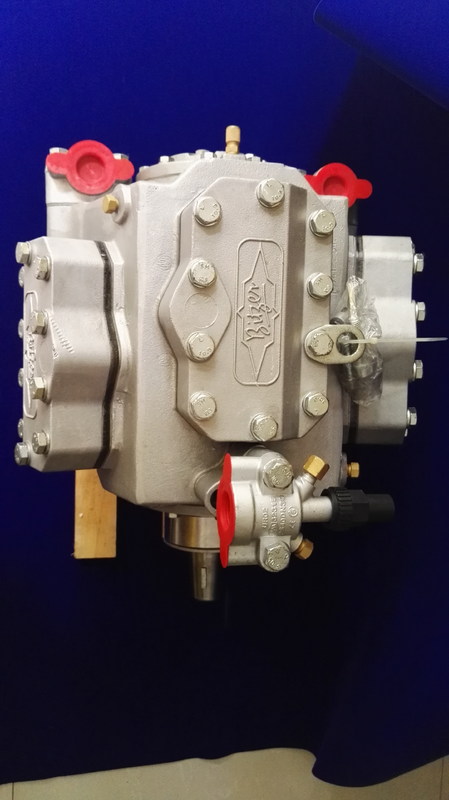 Bock fk40 compressor ,bus compressor ,fk50,Bitzer,carrire ,Thermoking ...